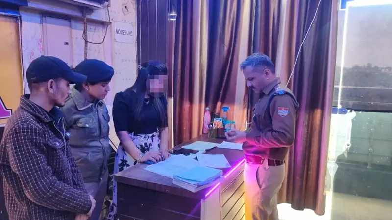 उत्तराखंड:स्पा सेंटरों पर ताबड़तोड़ कार्रवाई, मिली बड़ी कमियां.25 स्पा सेंटर आए दायरे में। - The ...